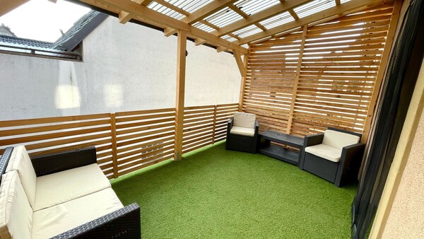 Ferienwohnung 'Max Haus 2' Mit Privatterrasse Und Wi-fi - Karlstadt