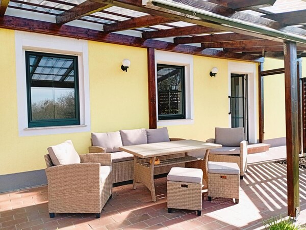 Holiday Home 'Graf's Landhaus' With 2 Bedrooms, Covered Terrace, And Fenced Garden - Burgenland