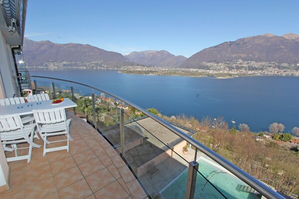 Beautiful Duplex Apartment With Stunning Views Of The Lake - Vira