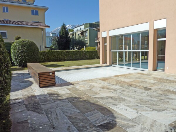 Renovierte Wohnung An Nebenstrasse Mit Balkon Und Hallenbad - Kanton Tessin