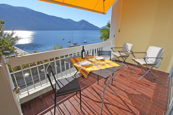 Neu Renovierte Wohnung An Seepromenade Mit Herrlicher Aussicht Auf Ascona - Losone