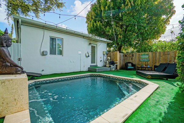 Buddha House Pool Big Yard - Miami