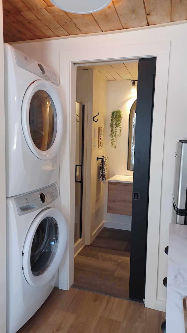 Studio 109 With Kitchen And Laundry - Bonaventure