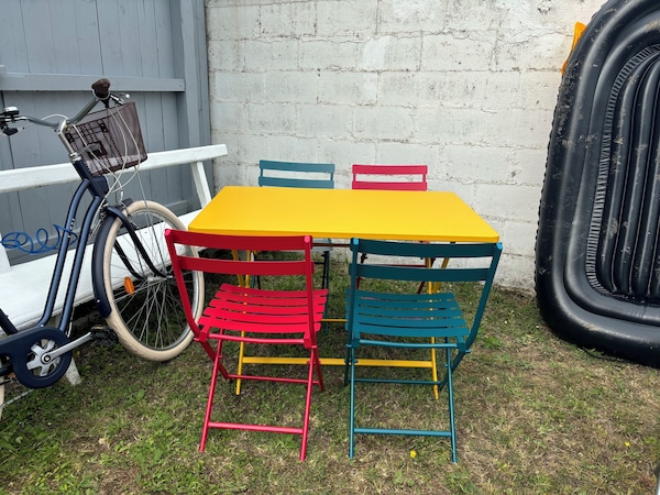 Maisonnette Au Pied Du Marché Et 300 M De La Plage - Meschers-sur-Gironde