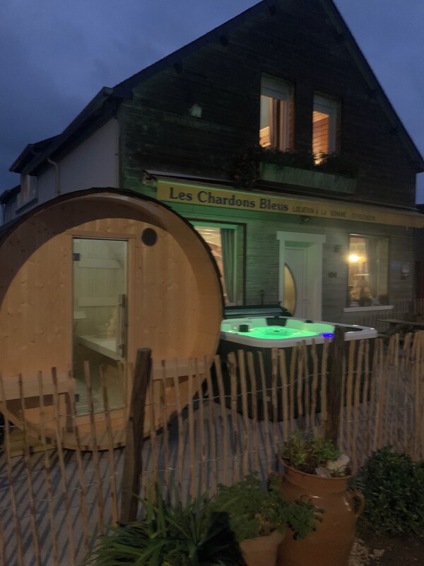 Gîte Les Chardons Bleus . Vue Mer /Espace Bien êTre - Pleubian