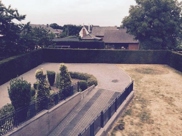 17p, 11 Beds, 2 Bath-, 1 Livingroom - Beringen
