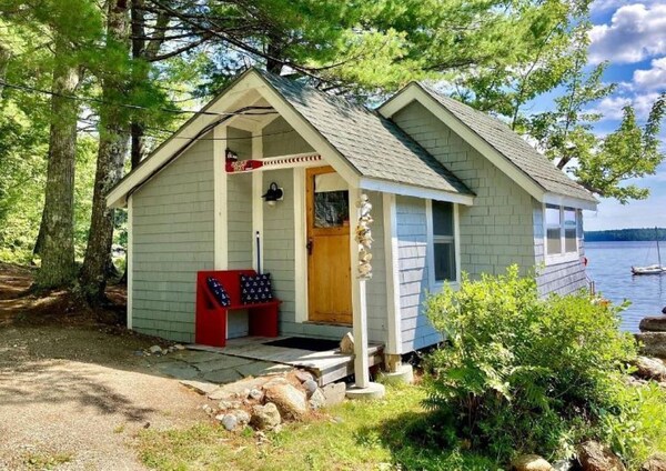 Charming, Lakeside Studio On Toddy Pond With The Best Sunrise Views & Water Fun - Orland, ME