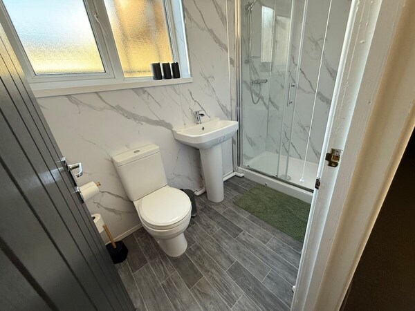 Hideaway 4-bed House In Bridgend" - Bridgend