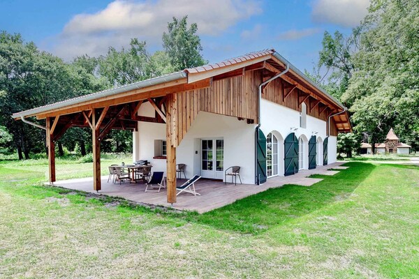 Grande Maison De 2 Appartements Dans Domaine Forestier Au Bord Du Lac - Sainte-Eulalie-en-Born