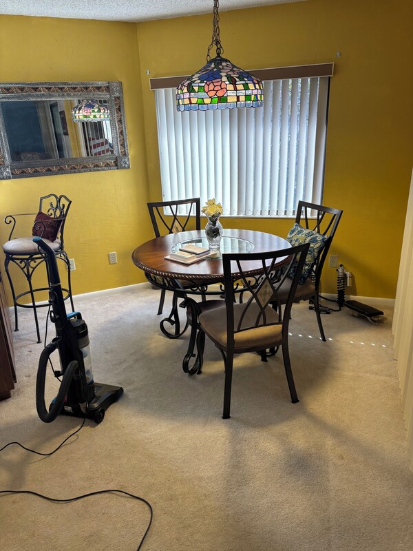Cozy 2-bedroom Condo With Ac, Wifi In Charming Palm Coast. 5 Minutes To Beach, - Palm Coast, FL
