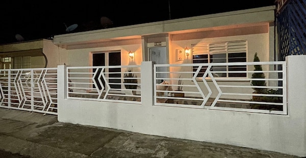 Casa Vacacional ! En Zona Residencial Y Segura, A Solo 100 Mt De Zona Comercial - Mocoa