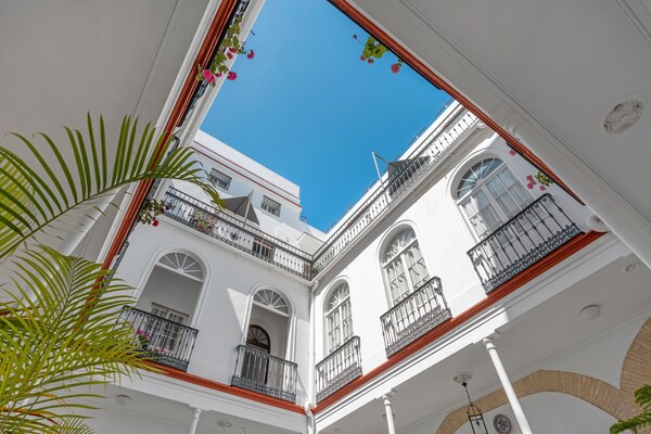 Apartment 'Casa Palacio' With Shared Terrace, Wi-fi And Air Conditioning - Sanlúcar de Barrameda