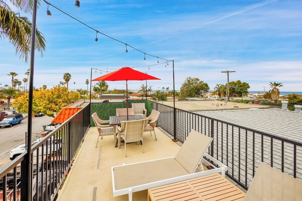 Coastal Deck Resort - San Clemente, CA