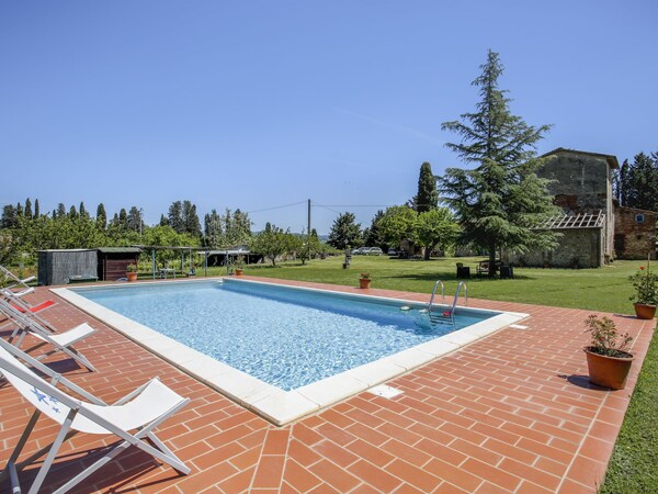 Fattoria Petraglia By Interhome - Siena