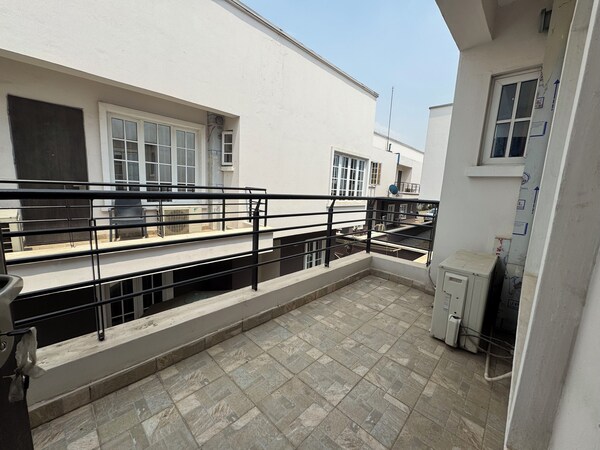 3bedroom Duplex +Swimming Pool, Gym, Wifi, Youtube, Prime In A Secured Estate - 아부자