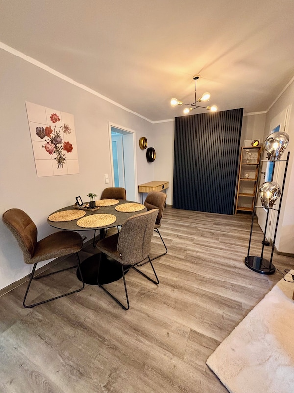 Stilvolle Einliegerwohnung Mit Boxspringbett - Dieburg