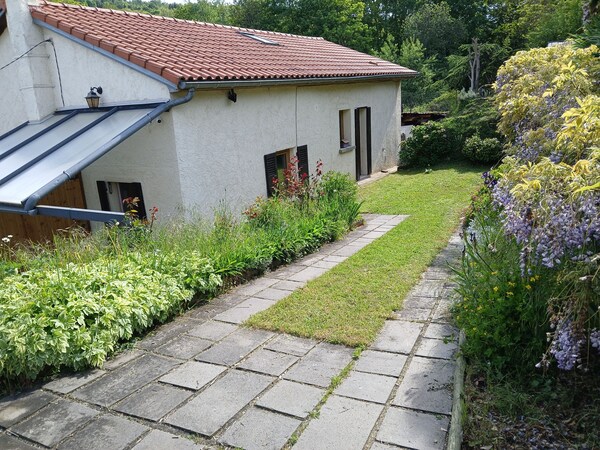 Escape To The Countryside: Your Home In The Heart Of The Parc Des Volcans D'auvergne - Clermont-Ferrand