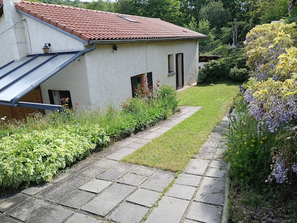 Escape To The Countryside: Your Home In The Heart Of The Parc Des Volcans D'auvergne - Clermont-Ferrand