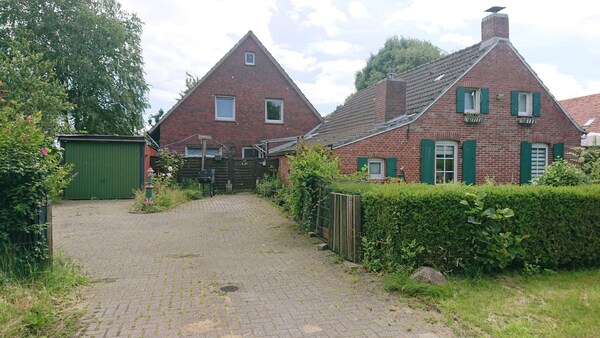 "Jannas Huus" In Campen: Ferienhaus Mit 78m² Und Platz Für Bis Zu 7 Personen - Emden