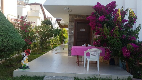 Triblex Villa I Private Beach I Walking Distance To The Sea 300 Meters - İncekum