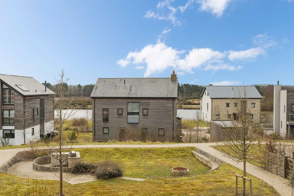 Swan Cottage - Sleeps 4 Guests In 2 Bedrooms - Lulworth Cove