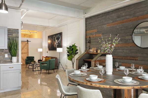 Sd Modern Rustic | 3br Apartment - Old Town - San Diego