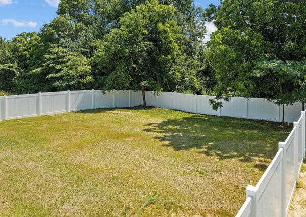 4br Sleeps 10 W/fenced Yard & Movie Room - Modern Home Near Downtown Clayton - Smithfield, NC