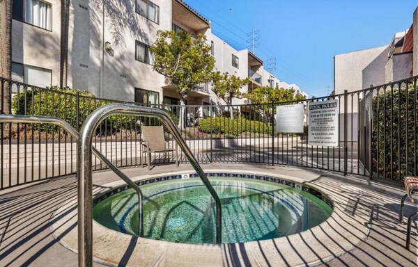 New 2-bed Condo In A Prime Location With\nfree Parking - MIddletown - San Diego
