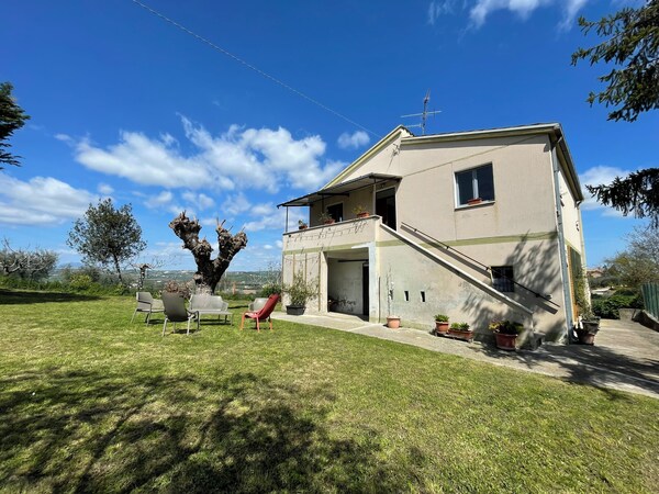 Italian Country House - Alba Adriatica