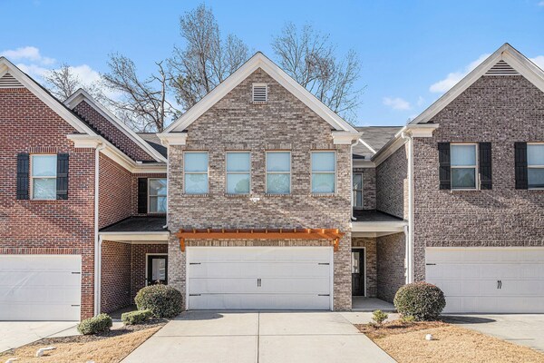 Charming 3-bedroom Townhome With Wifi, Ac In Lovely Lawrenceville - Lawrenceville