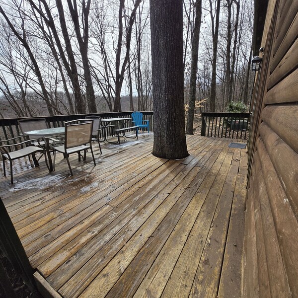 Big Oak Cabin (Hocking Hills Area) - Ohio