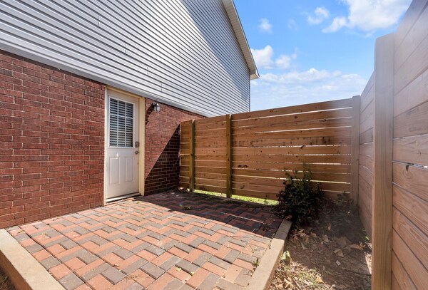 Cozy 2bd Near Walmart Hq | Long Stay Discounts - Crystal Bridges Museum of American Art