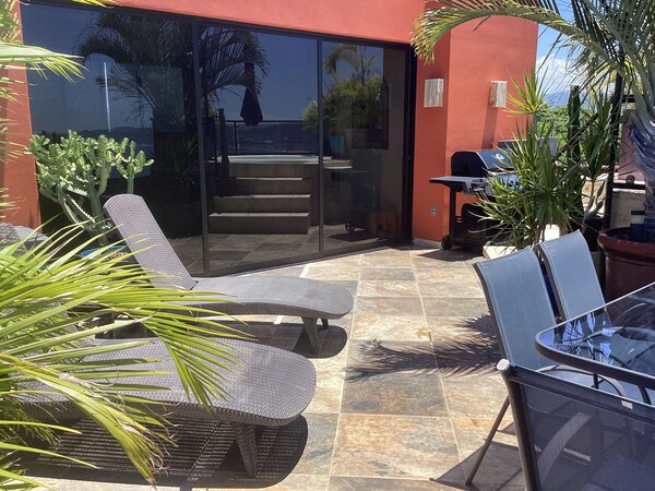 2-bedroom Apartment In Welcoming Manzanillo With Wifi, Ac - Manzanillo, México