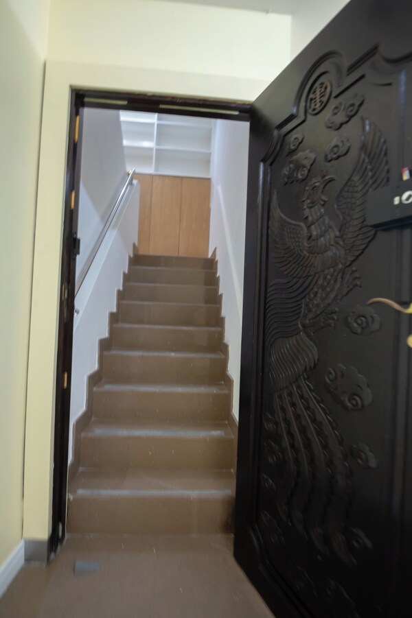 Spacious 3 Bedroom Duplex Home On Sukhumvit @ Bts Phra Khanong - 방콕
