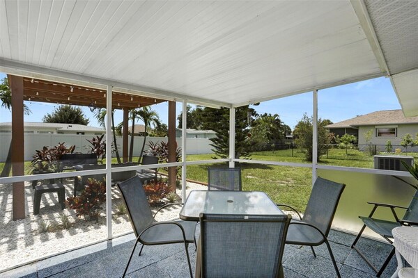 Close To Beaches! 3 Bedroom/2 Bath - North Port, FL