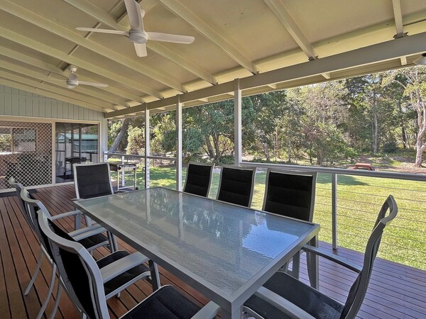 Spacious Flinders Home With Beautiful Bush Outlook - Moreton Island