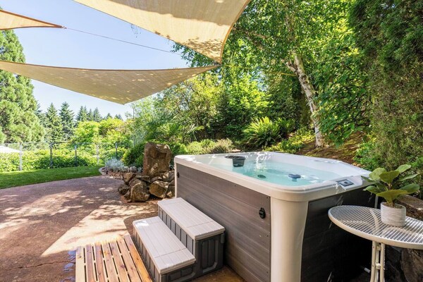 5 Bed Private Villa In Wine Country W/ Pool, Sauna, Hot Tub - Newberg, OR