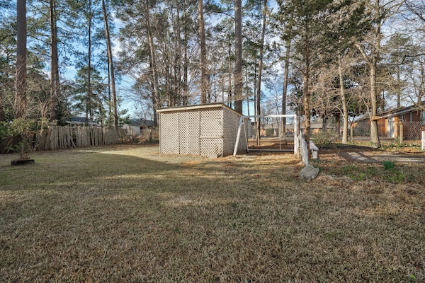 Modern Cozy Home ~ Open Concept - Rocky Mount, NC