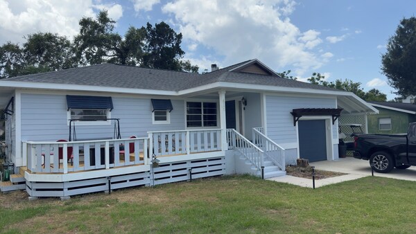 White Mangrove Haven-beautiful Coastal Home Near Beautiful Tampa Bay! - Bradenton, FL