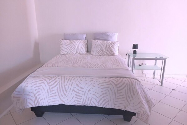 Suider Ozias Self Catering Accommodation - Windhoek