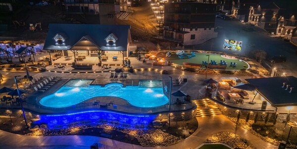 Incredible Oasis Vibe | Mtn Views | Free Resort - Pigeon Forge, TN