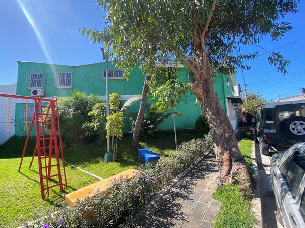 Spacious House In San Salvador With Wifi/a/c Spacious In Gated Community - San Salvador