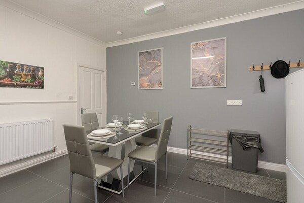 Varley View | Colne | Sleeps 5 - Burnley