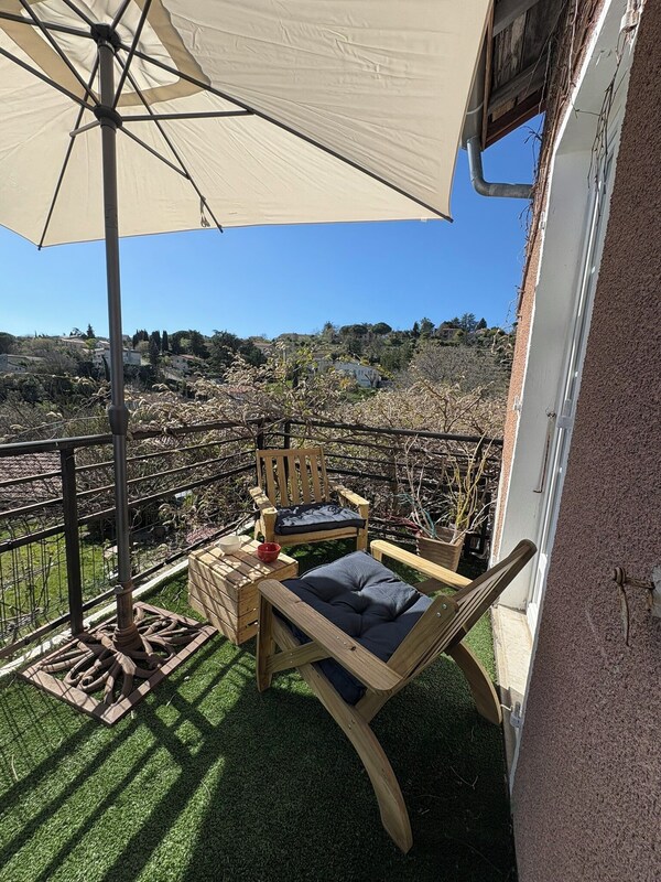 A Cosy And Charming Nest Close To The Center. Terrace With Panoramic View - Aubenas