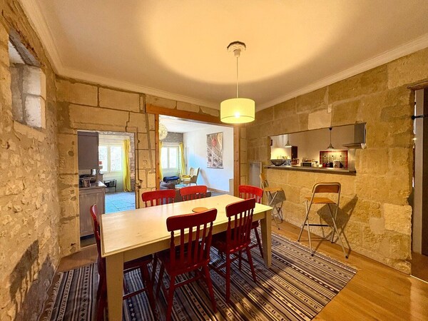 City Center - 2 Bedrooms, A/c - Nîmes