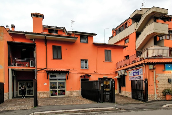 [Centro Storico, A Due Passi Da Roma] Accogliente Appartamento Con Suite - Monterotondo
