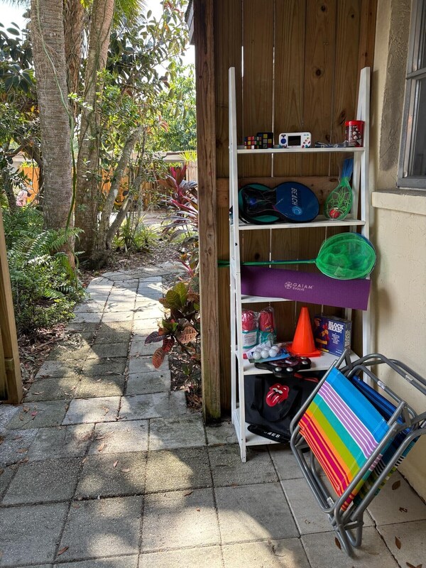 Serenity Suite - Pet Friendly - Lehigh Acres, FL