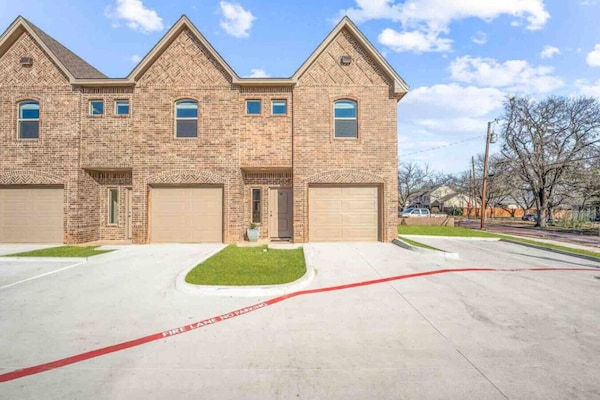 New-walk To Tarleton-2 King Beds - Stephenville, TX