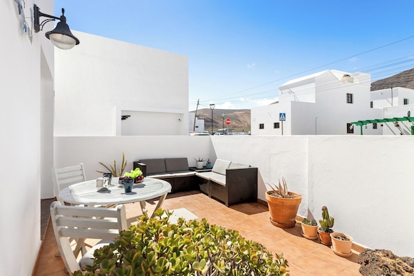 Home2book Cozy Dúplex & Spacious Terrace In óRzola - Graciosa