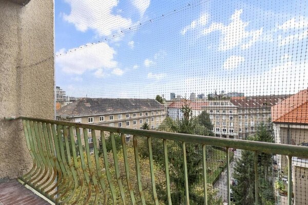 Cozy 1-bedroom Apartment In Enjoyable Bratislava With Wifi, Ac - Bratislava